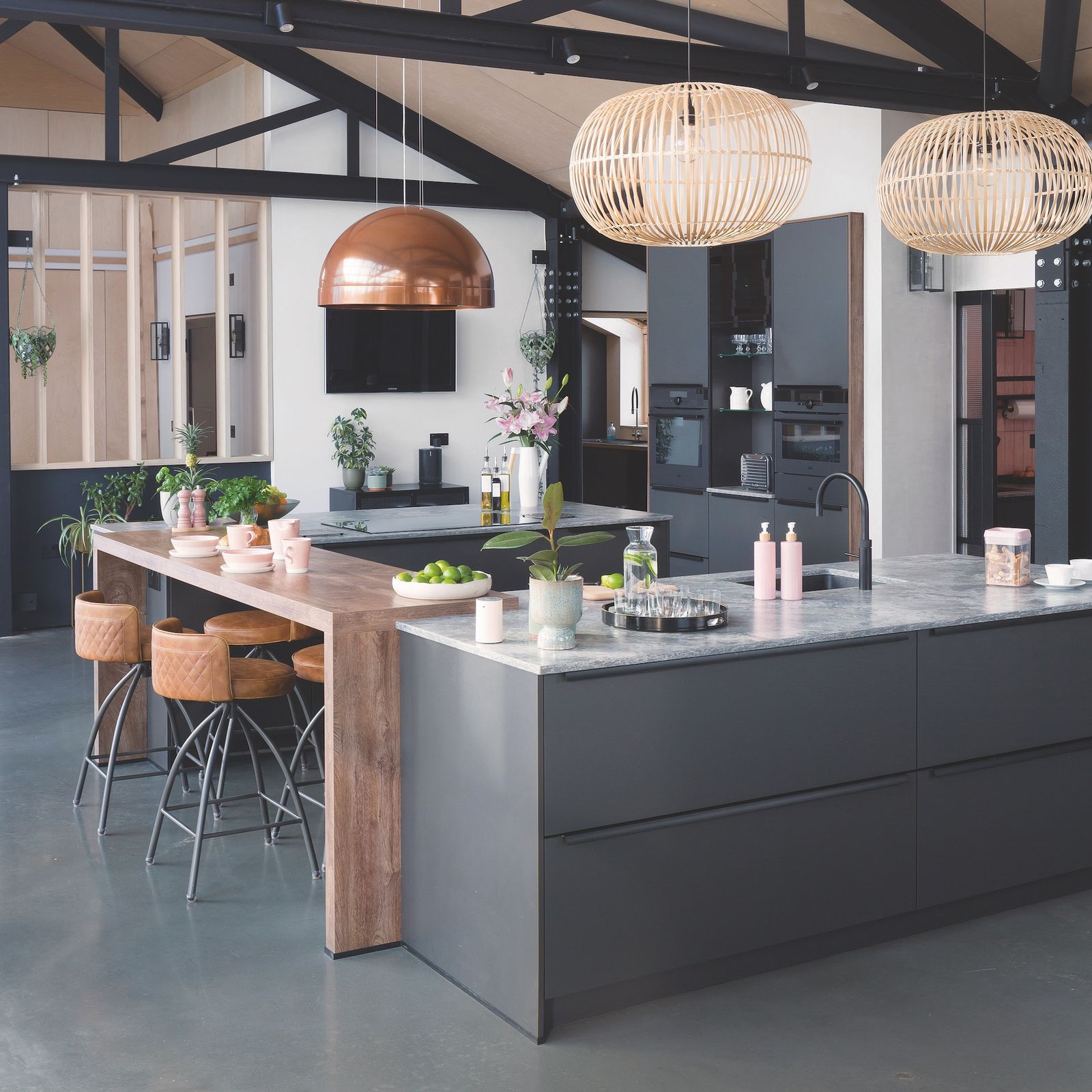 10 split-level kitchen island ideas that are pretty and practical ...