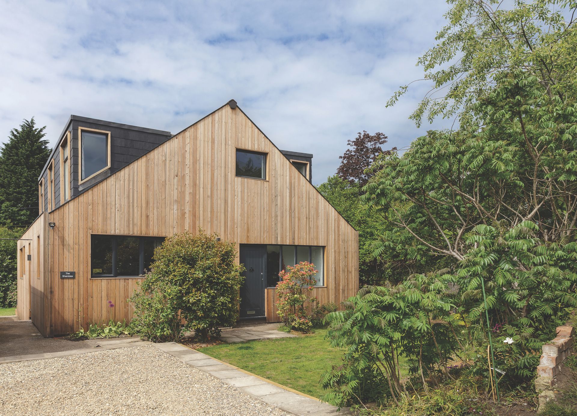 Before and After: An Incredible DIY Bungalow Transformation | Homebuilding