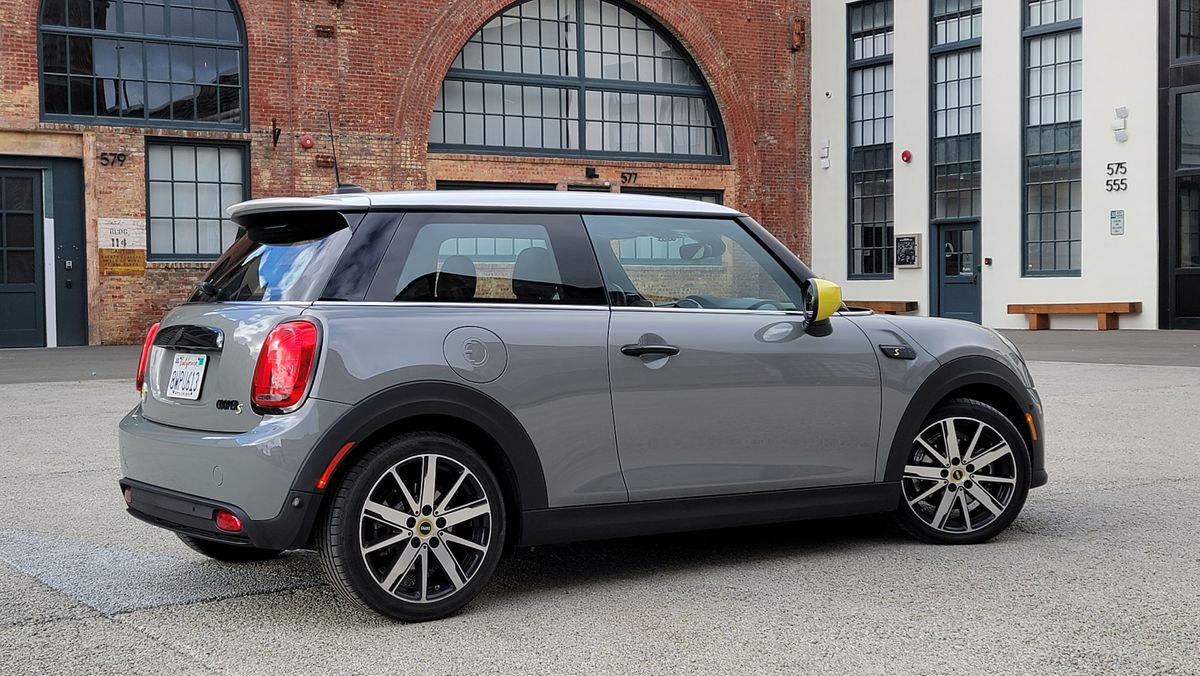 Mini Cooper SE review: the electric hot-hatch is here | TechRadar