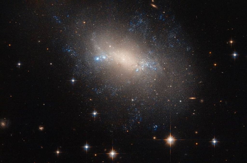 Lopsided Galaxy Captured in New Hubble Telescope View | Space