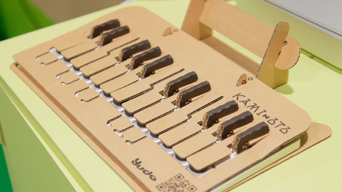 Nintendo isn’t the only company making a cardboard musical keyboard ...