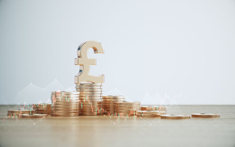 Cash ISA vs stocks and shares ISA: how to choose | MoneyWeek