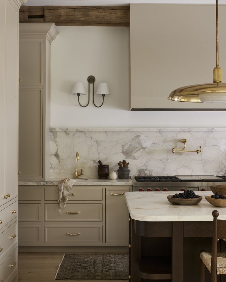 How to End Backsplash on Open Wall — Designer Tricks to Try | Livingetc