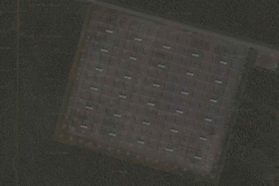 15 Secretive Places You Can Now See on Google Earth (And 3 You Can't ...