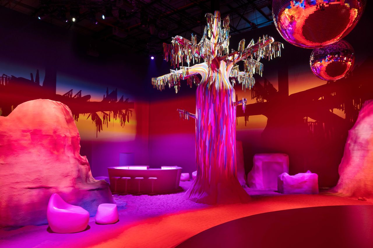 Hermès blasts off to ’silky way’ for London event | Wallpaper*