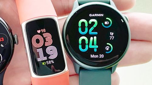 I wore six fitness watches for 6,000 steps. This brand was the most ...