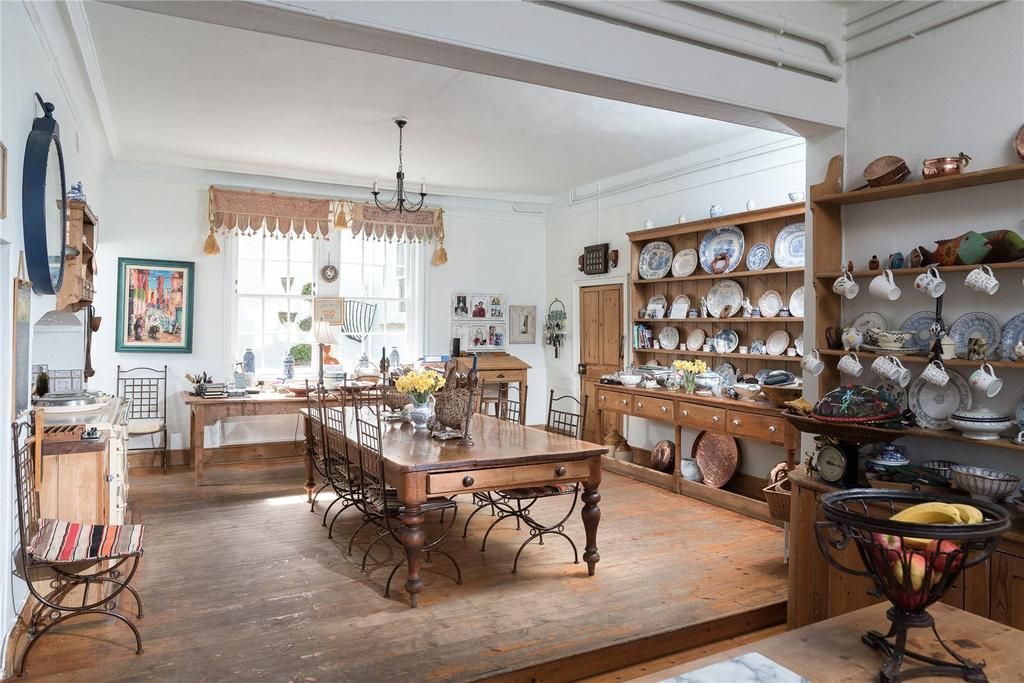 The sprawling Wiltshire house that ‘grows on you each time you walk ...