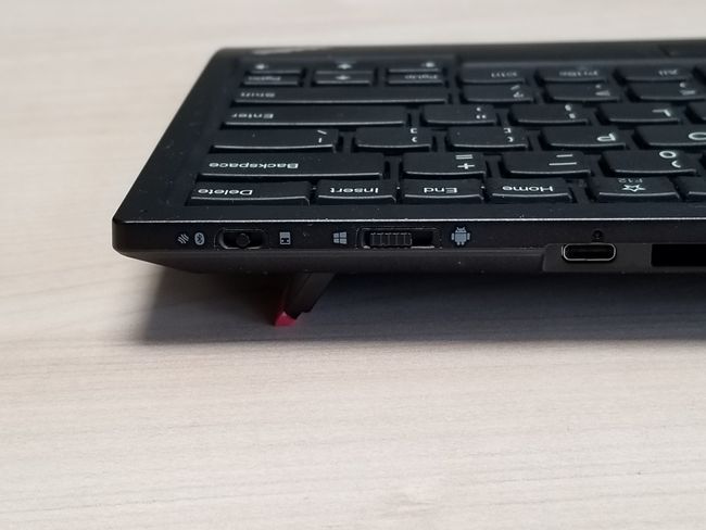 Lenovo ThinkPad TrackPoint Keyboard II Review: Great for Raspberry Pi ...