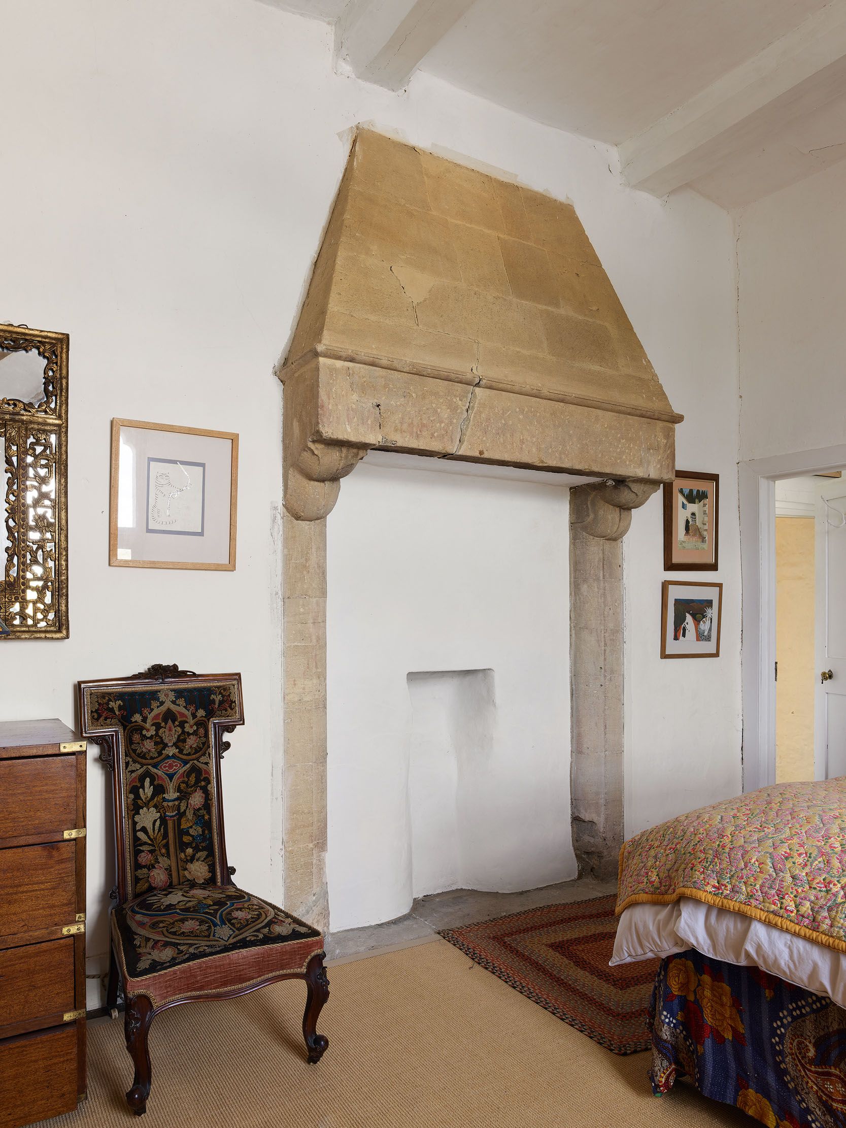 How Bampton Castle became Ham Court: The manor house-turned-castle, and ...