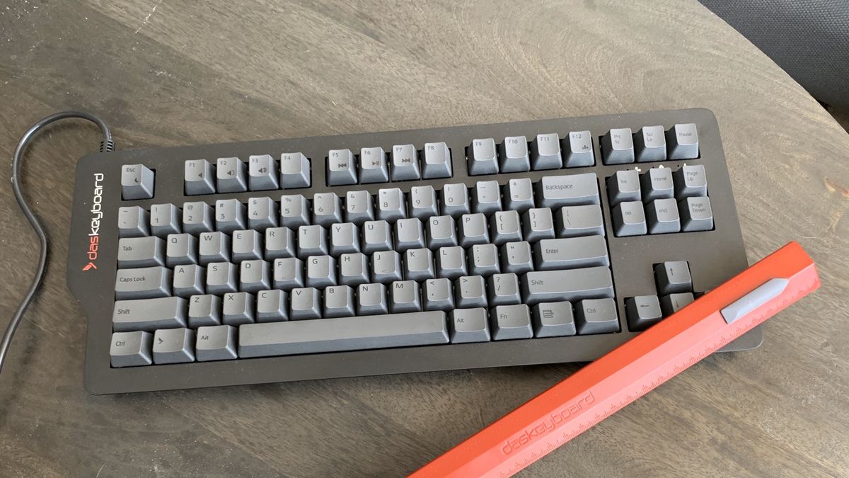 Das Keyboard 4C TKL Mechanical Keyboard Review: Tactile Typing | Tom's ...