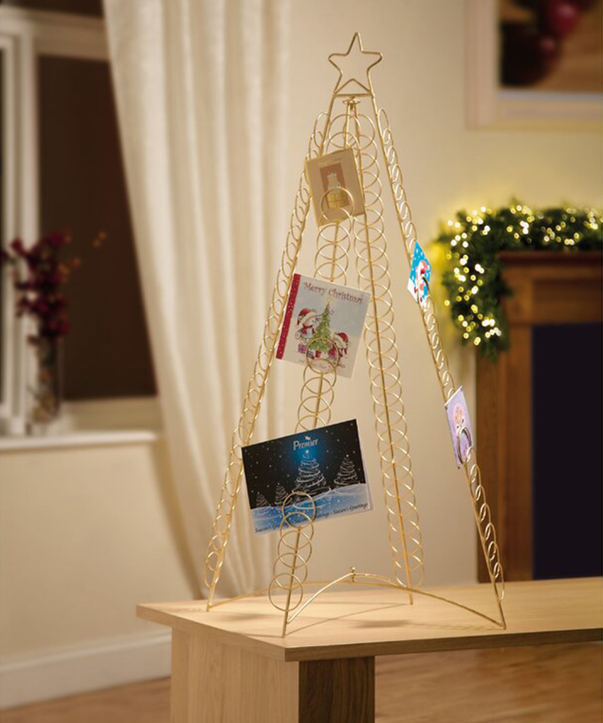 Christmas card display ideas – 16 ways to turn cards into decor | Real ...