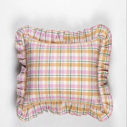 Best ruffled pillows: A style editor explores the trend | Homes and Gardens