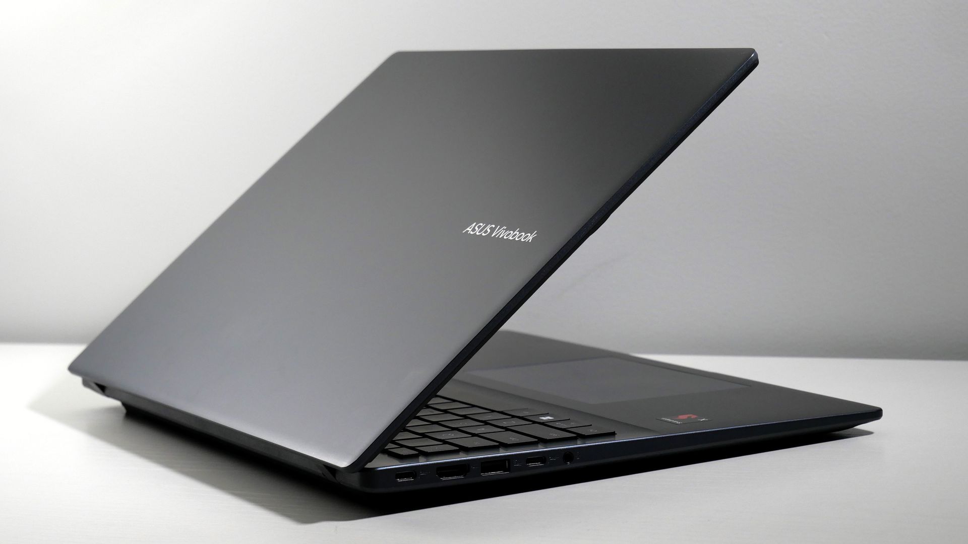 I love a good budget laptop, but here are 3 older premium laptops that ...