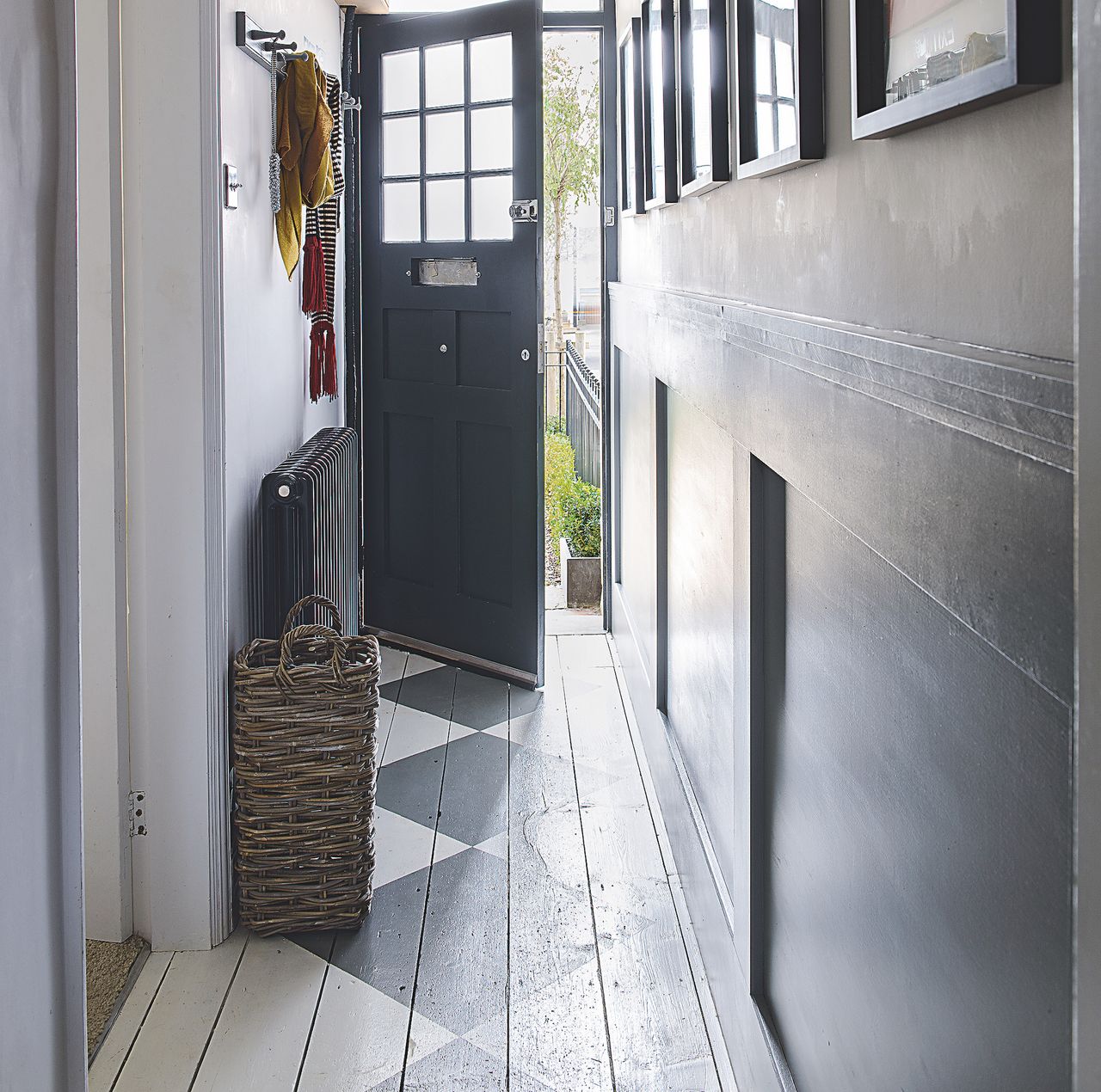Hallway flooring ideas - 24 pretty and practical flooring solutions ...