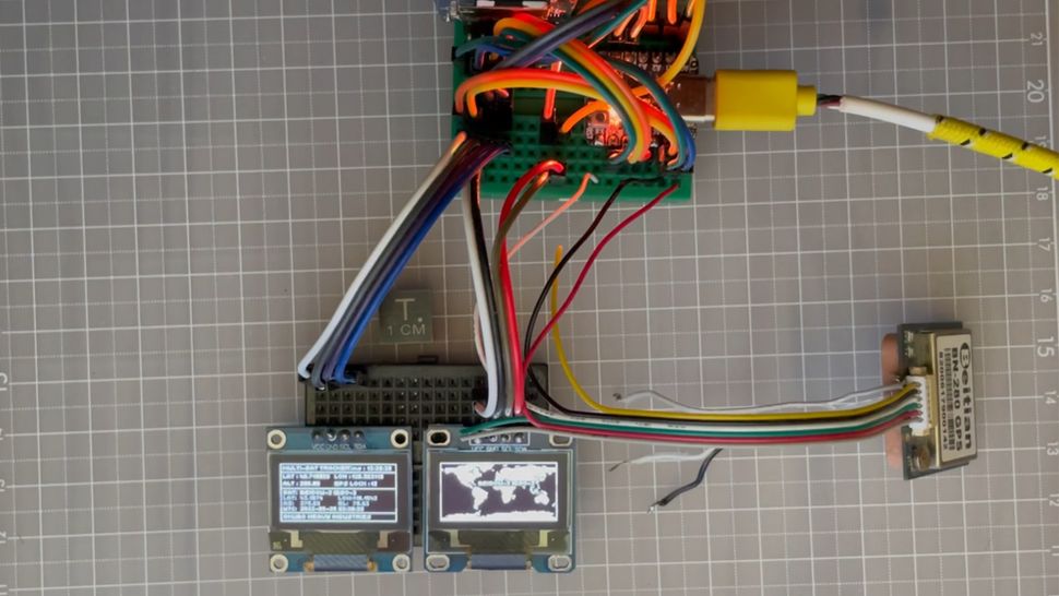 Track Overhead Satellites with This QtPy Detector | Tom's Hardware