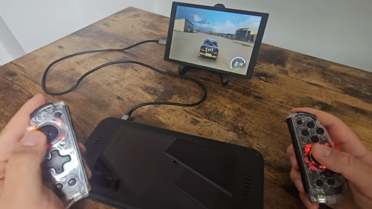Modder Turns Framework Laptop PCB Into a Handheld Gaming PC | Tom's ...