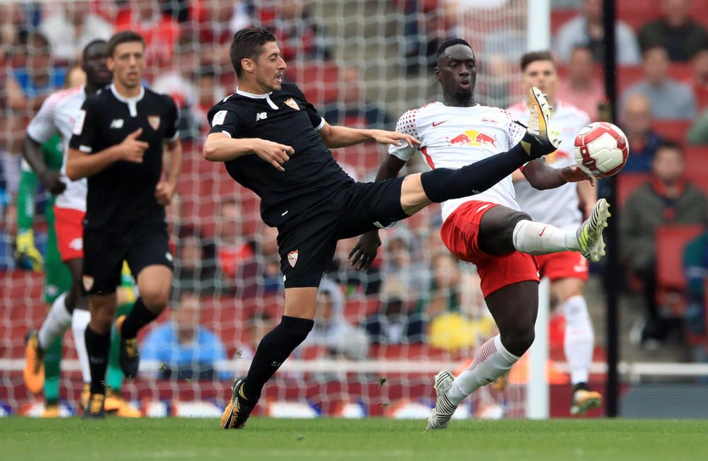 Leeds new boy Augustin ready to ‘die for the team’ | FourFourTwo