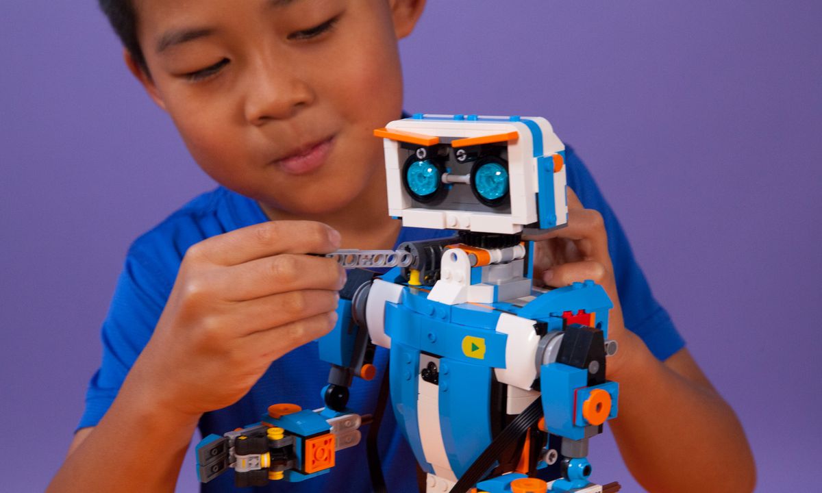 Lego Boost Review: The Best Robot Kit for Kids | Live Science