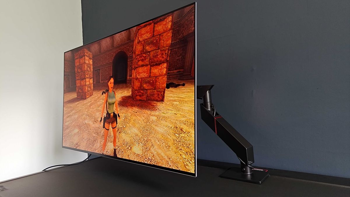 Secretlab Heavy Duty Monitor Arm review: an Olympic mount for monstrous ...