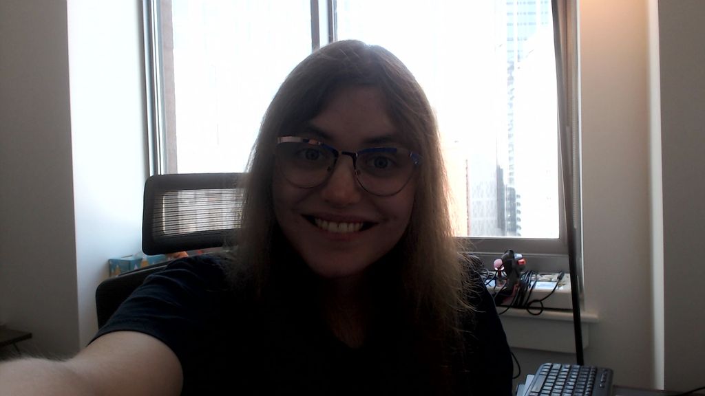 Microsoft Modern Webcam Review: New Mid-Budget Best | Tom's Hardware