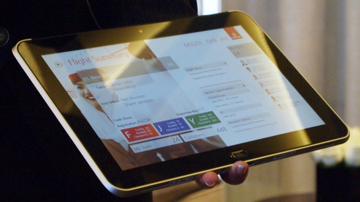 Emirates rolls out Windows 8 tablets to on-board staff | TechRadar