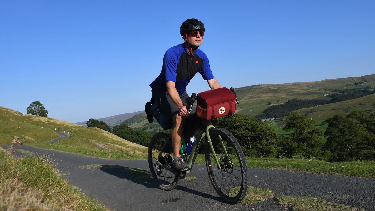 Fjällräven/Specialized handlebar bag and rack review | Advnture