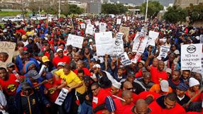 South Africa transport strike continues | FourFourTwo