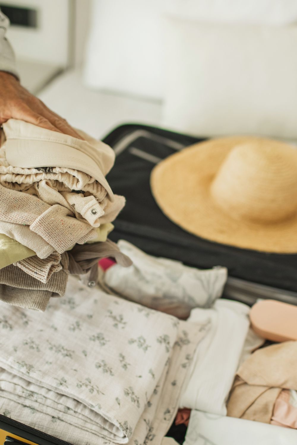 Moving day checklist: 32 things to do before you move house | Woman & Home