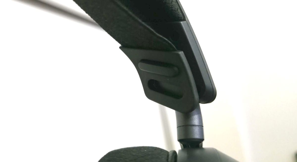 Asus ROG Pelta review: crisp, comfortable and cost-effective sound ...