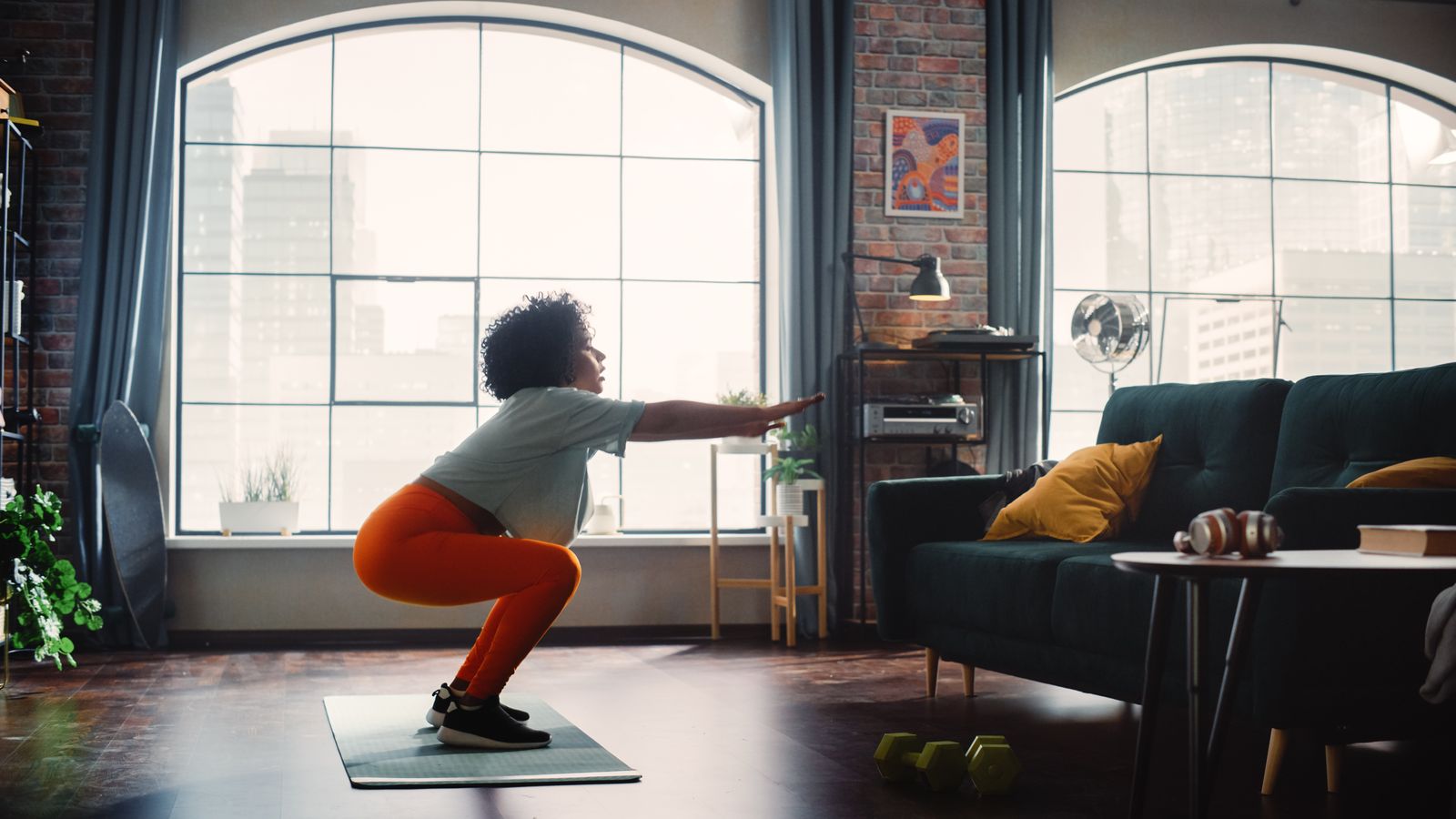You don't need weights to build muscle—use this 30-minute strength ...