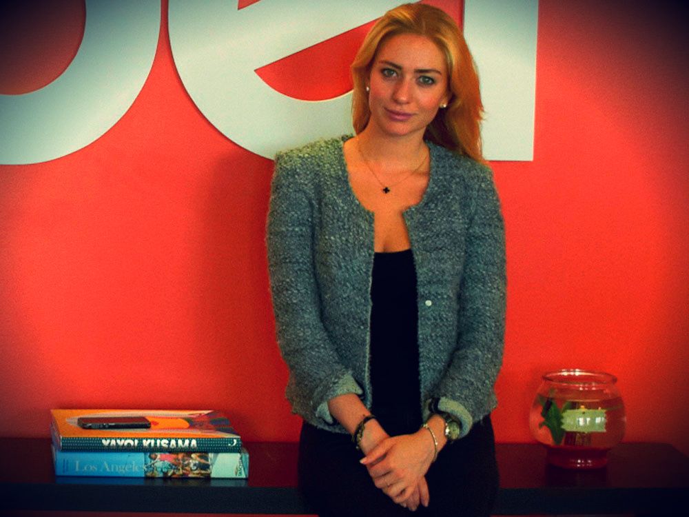 Just Why Do We Love Tinder So Much? | Marie Claire UK