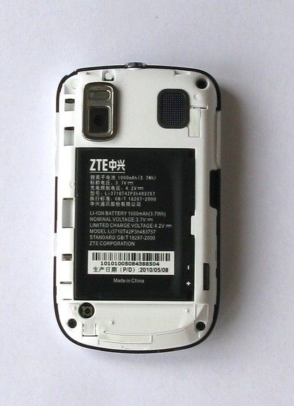 ZTE F930: Battery life and applications - ZTE F930 review - Page 7 ...