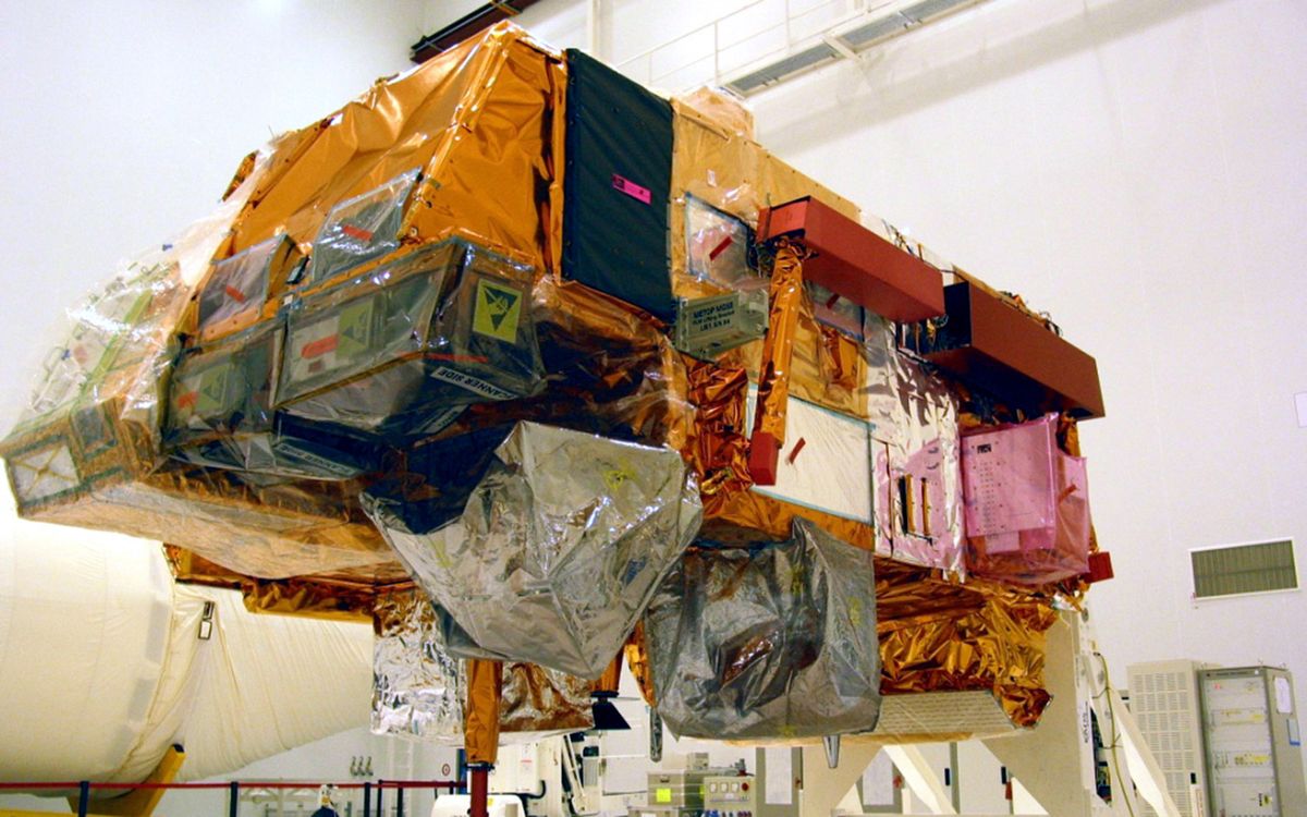 In Photos: Europe's MetOp-C Weather Satellite Launches on Soyuz Rocket ...