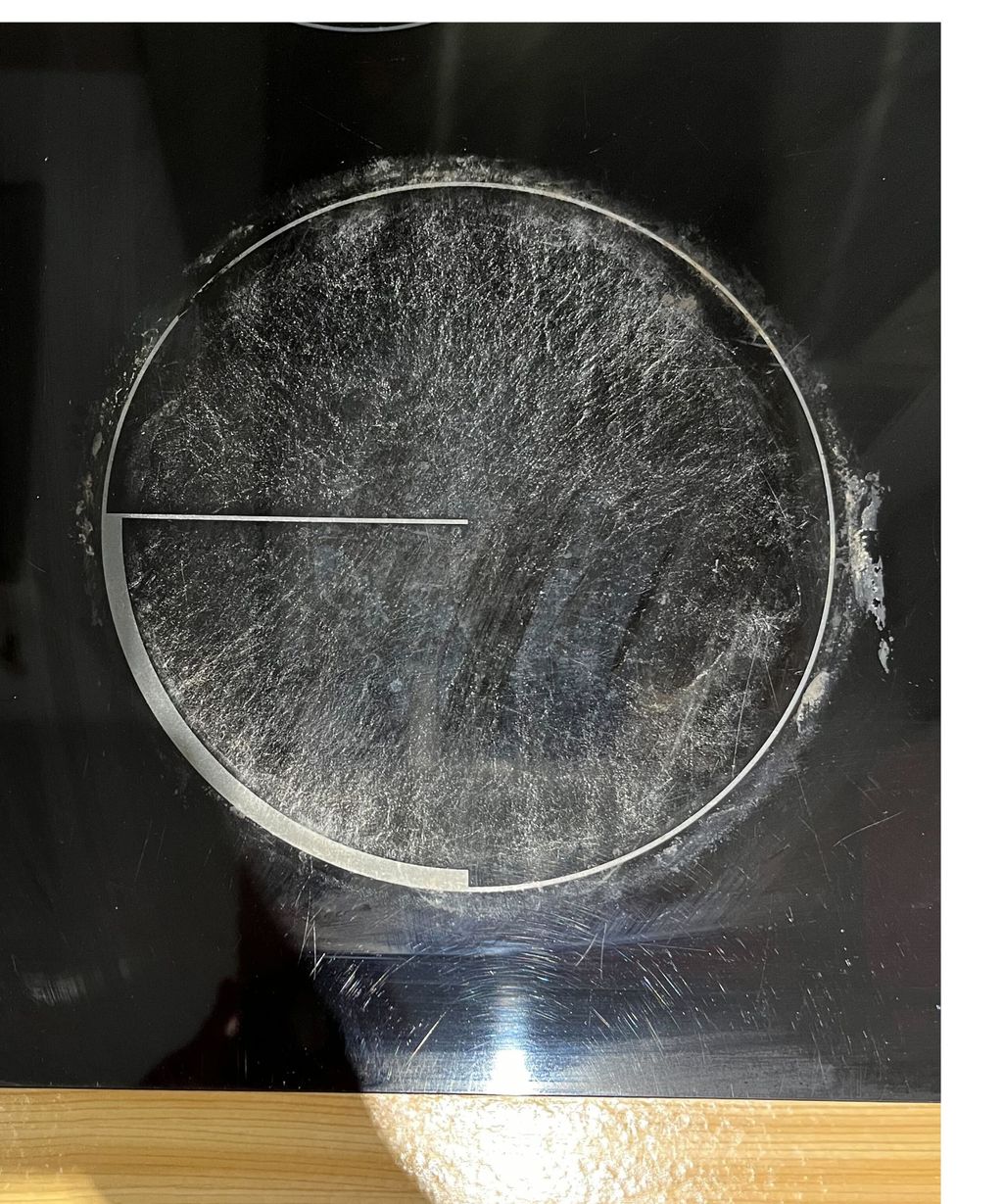 I tried baking soda on my glass stovetop's scorch marks | Homes and Gardens