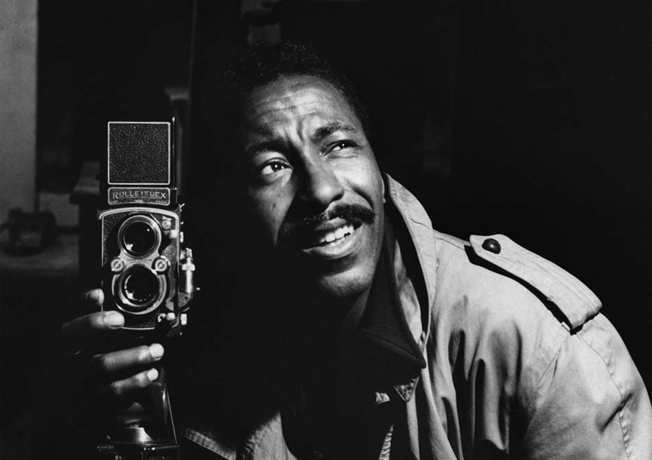 Gordon Parks Documentary ‘A Choice of Weapons’ on HBO Nov. 15 | Next TV ...