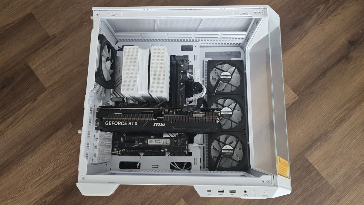 MSI MAG Pano 100R PZ Case Review: spacious, with extra PCIe slots and ...