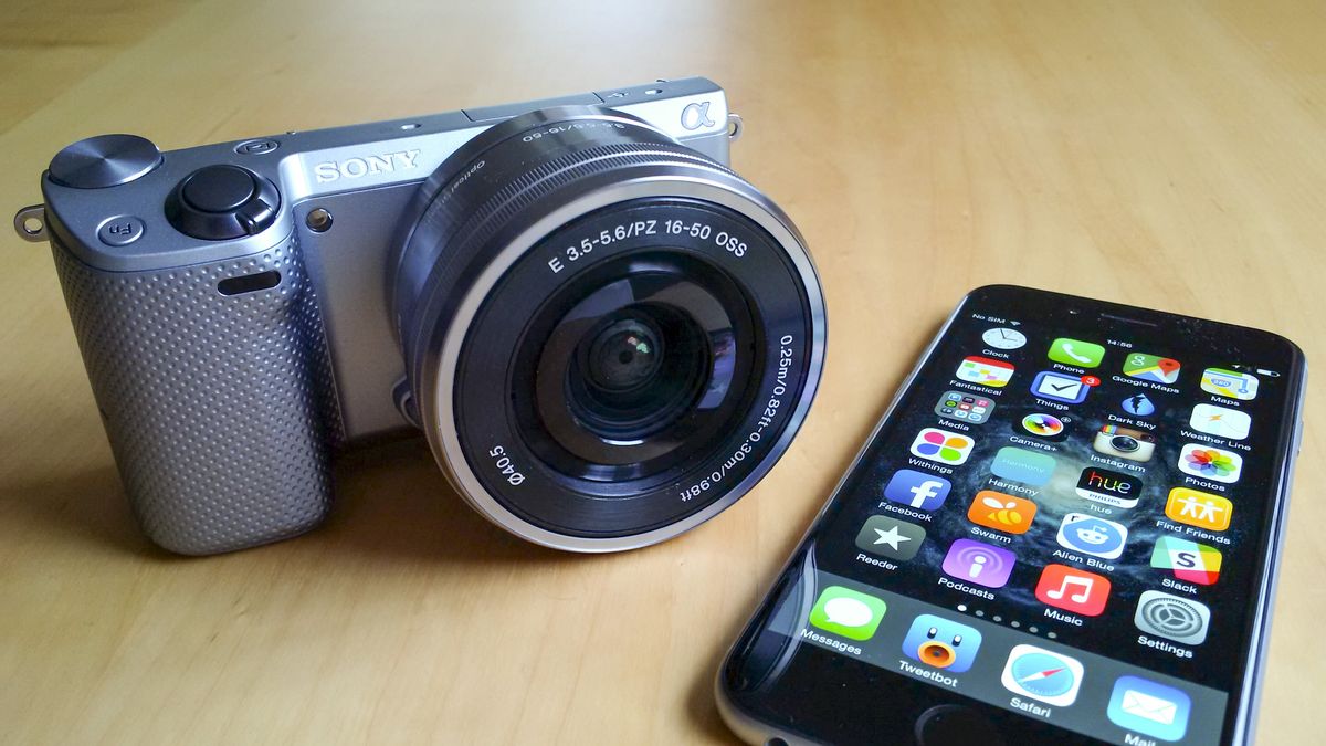 I love my smartphone's snapper, so why did I just buy a dedicated ...