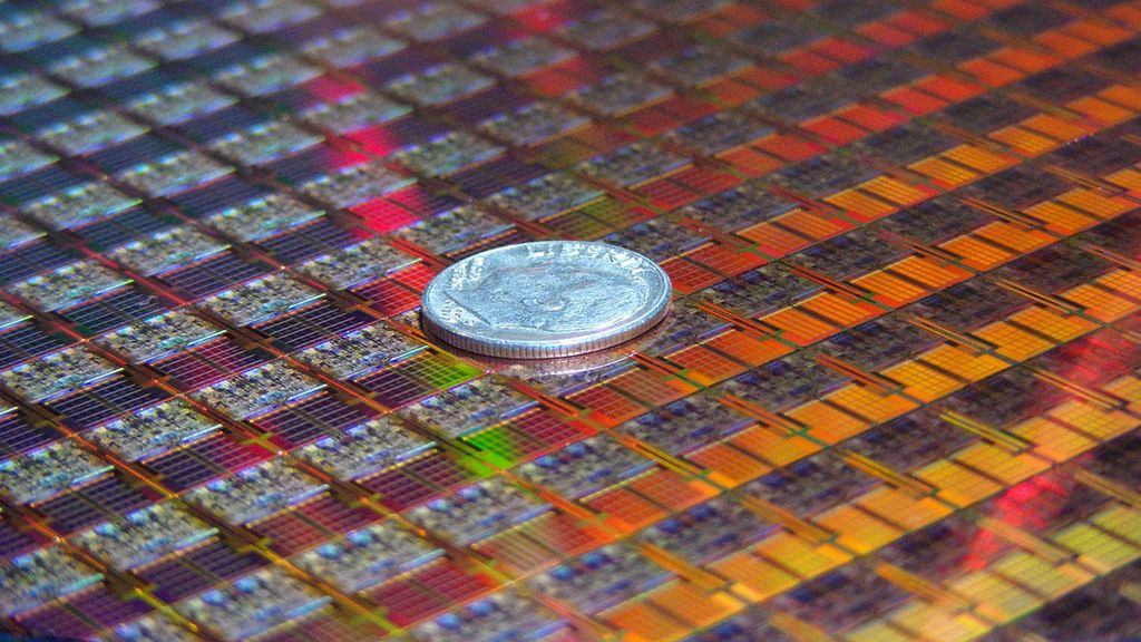 Journey to the Center of the CPU: 15 Gorgeous Closeups of ...