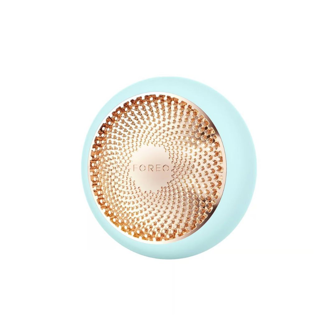 What Do LED Masks Do? Here's The Expert Answer | Marie Claire UK