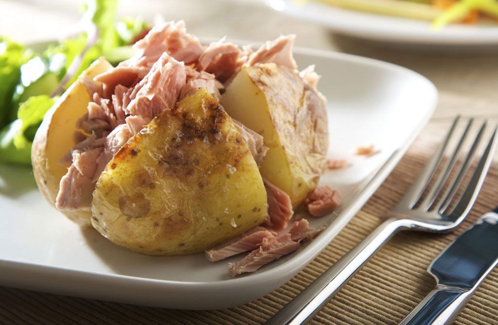 22 easy jacket potato fillings and toppings | GoodtoKnow