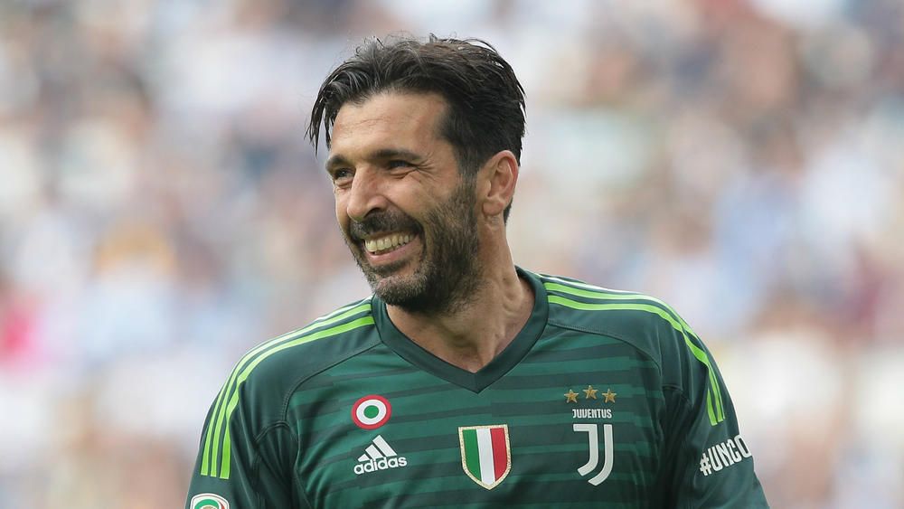 BREAKING NEWS: Buffon joins PSG on free transfer | FourFourTwo