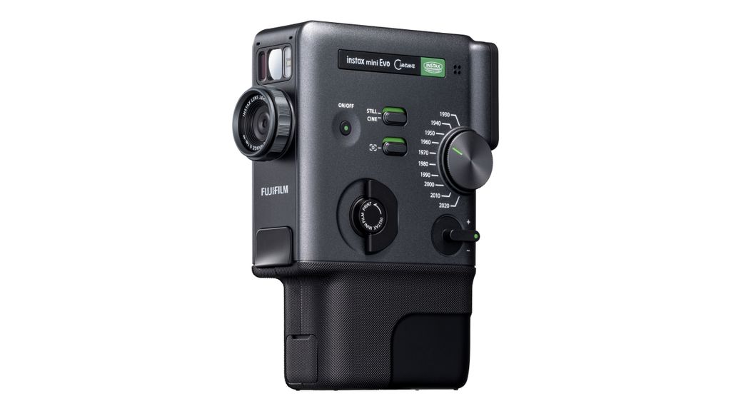 The newest Fujifilm compact camera “time-travels” with an Eras Dial and ...