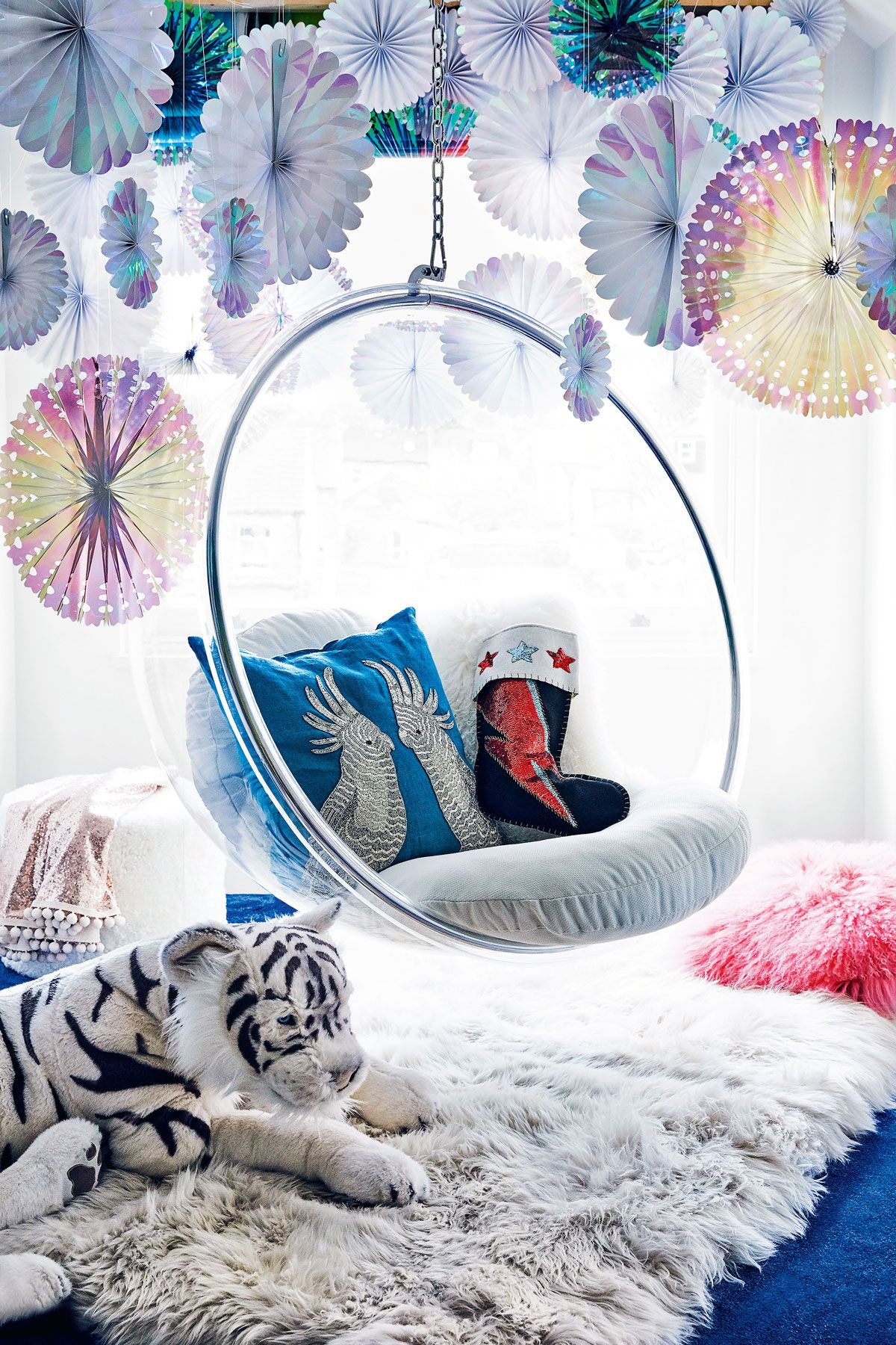 Christmas Decorating Trend: Disco Christmas