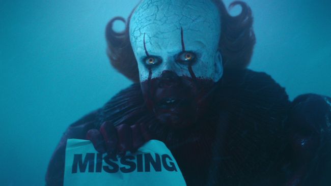 Bill Skarsgård Discusses How Playing Pennywise In It Impacted His ...