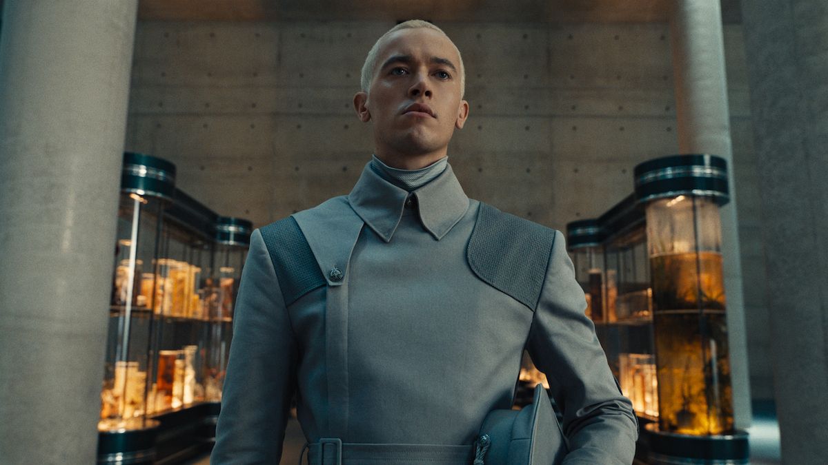 The Ballad Of Songbirds And Snakes’ Jabberjays: What To Know About This ...