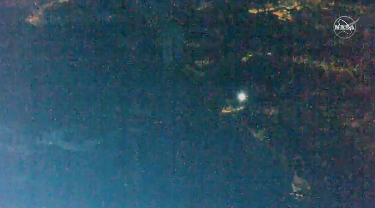 Boeing's Starliner docks at International Space Station for 1st time ...