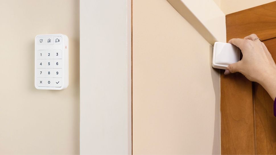 Roku announces Home Monitoring System SE with wire-free keypad for $99 ...