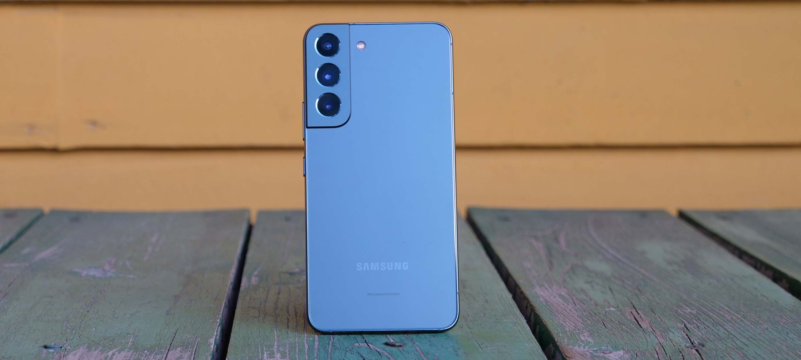 Samsung Galaxy S22 review: A near-perfect pocketable flagship | Laptop Mag