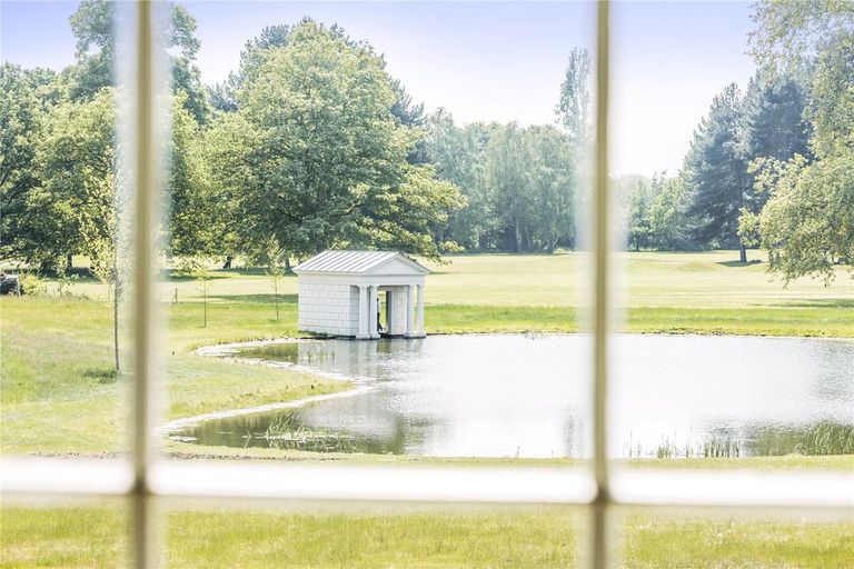 King George III's royal observatory is now an incredible home for rent ...