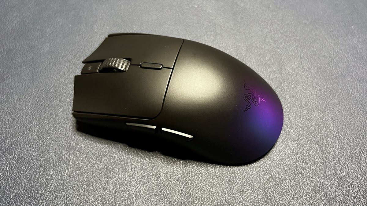 Razer Viper V3 HyperSpeed Review: Feels Lighter | Tom's Hardware